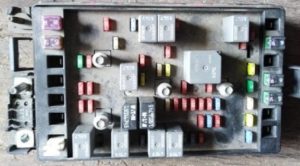 Fuse box diagram Chevrolet Blazer and relay with assignment and location
