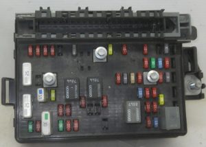 Fuse box diagram Chevrolet Blazer and relay with assignment and location